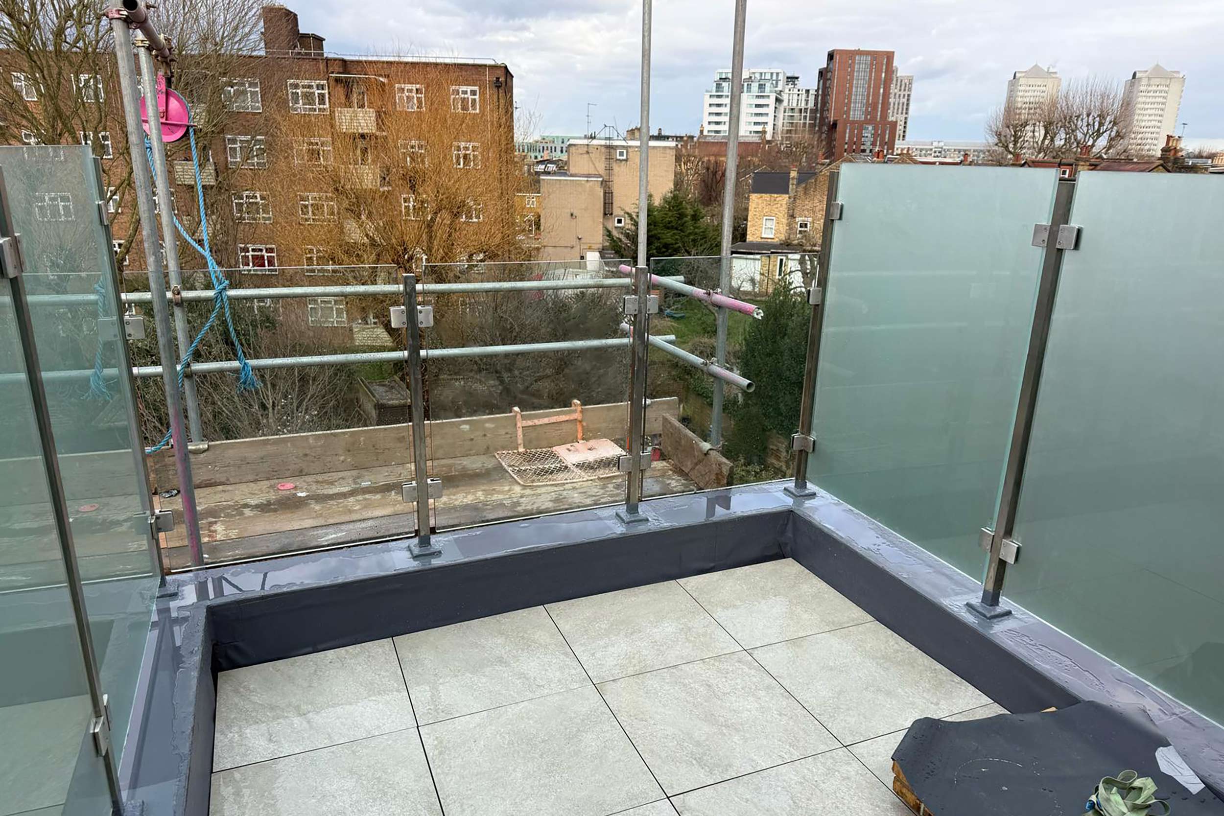 Roof Garden Terrace Specilaist Builders Battersea London